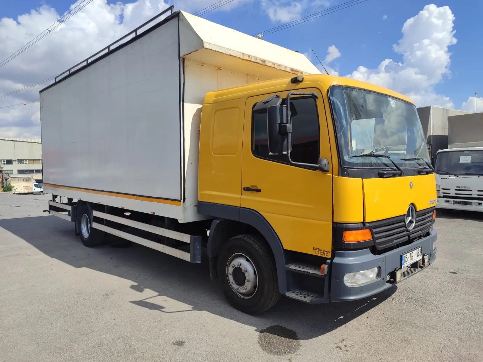 Kamyon > Mercedes > Atego 1517 > Atego 1517 / 6 Teker / Yataklı ...